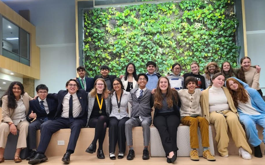 Debate team places 6th overall – LION Newspaper